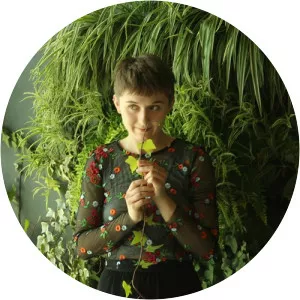 Anthea Feaver - Singer - Whois - xwhos.com