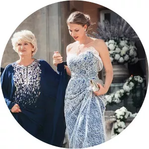 Eva Khan - Alex van der Zwaan's wife - Whois - xwhos.com