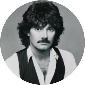 Mickey Thomas - Welsh former footballer - Whois - xwhos.com