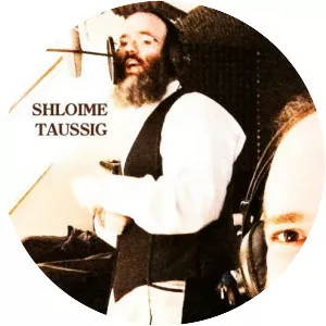 Shloime Taussig - Musical artist - Whois - xwhos.com