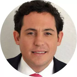 Simon Jack - British business journalist - Whois - xwhos.com