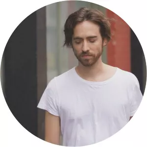 Yoni Sheleg - Whois - xwhos.com